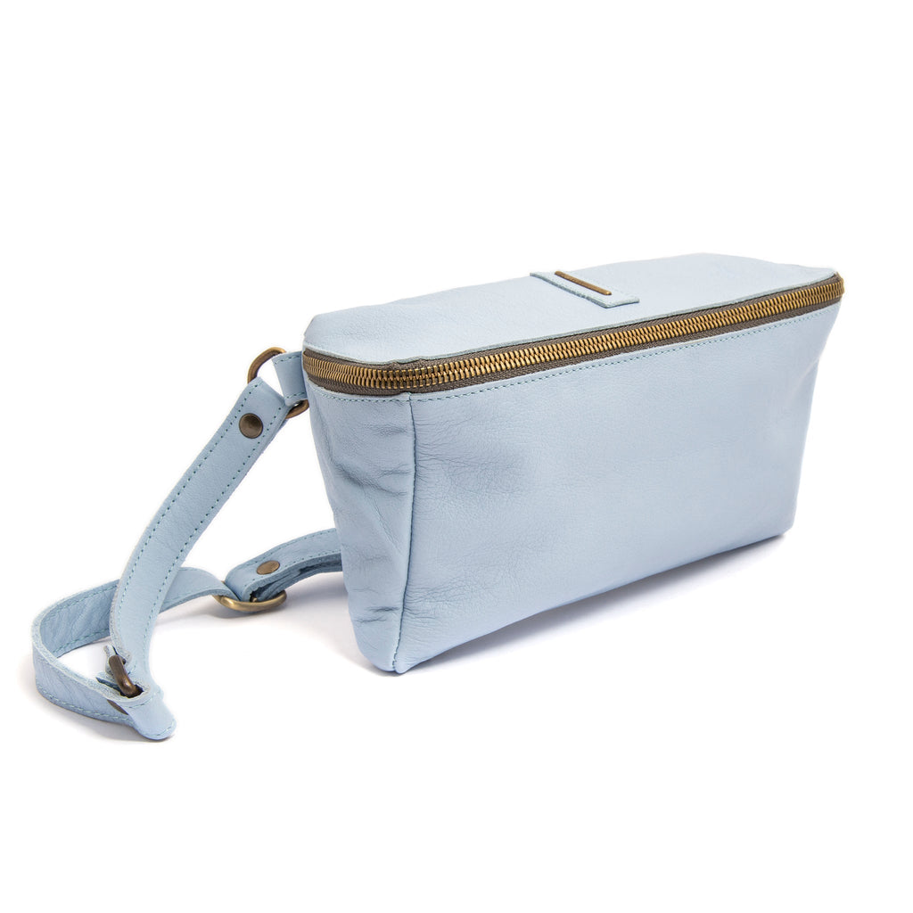 Petra feather mousse – Marta Ray